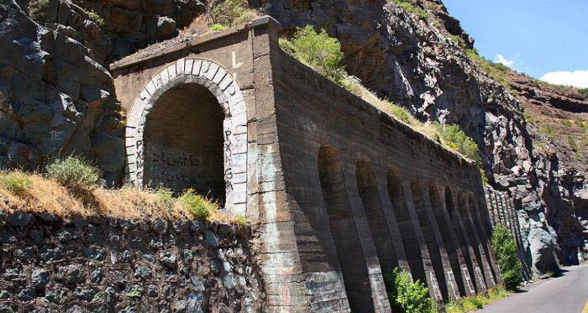 Tragedia en paseo turístico: mujer muere tras ser golpeada por roca en ...